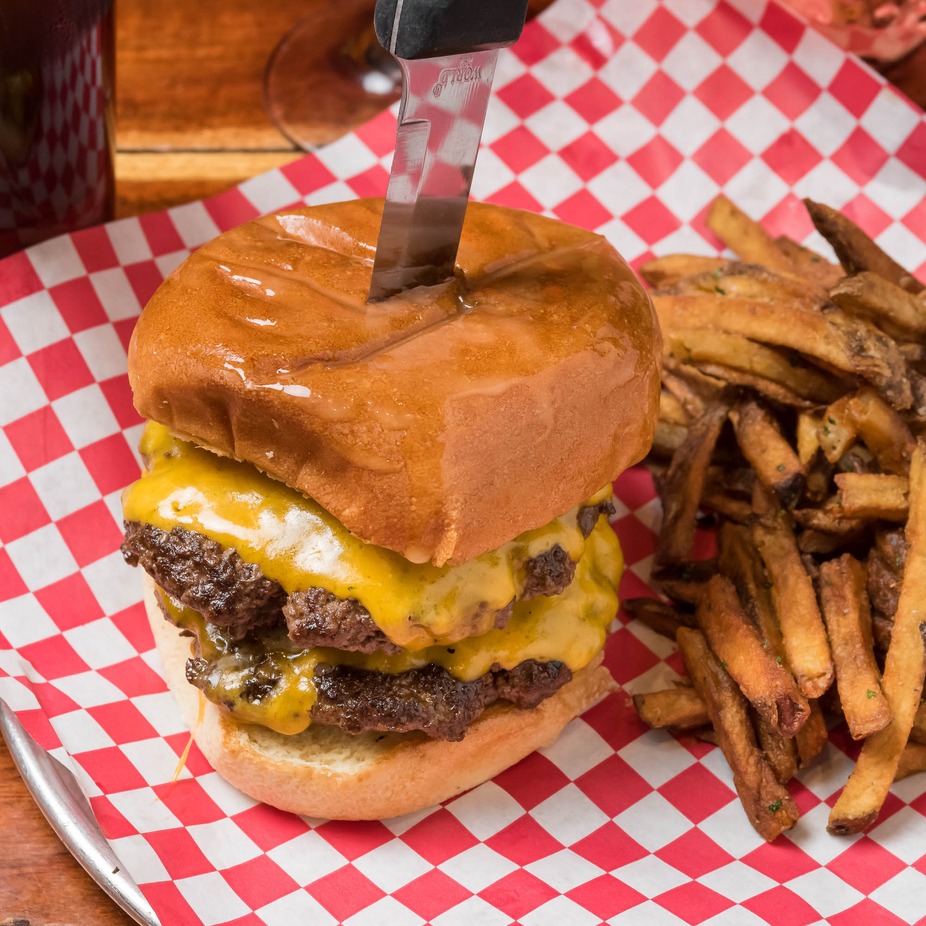 Alley Burger - events