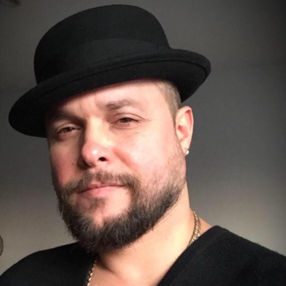 Gonzalez y Gonzalez - Live Bands