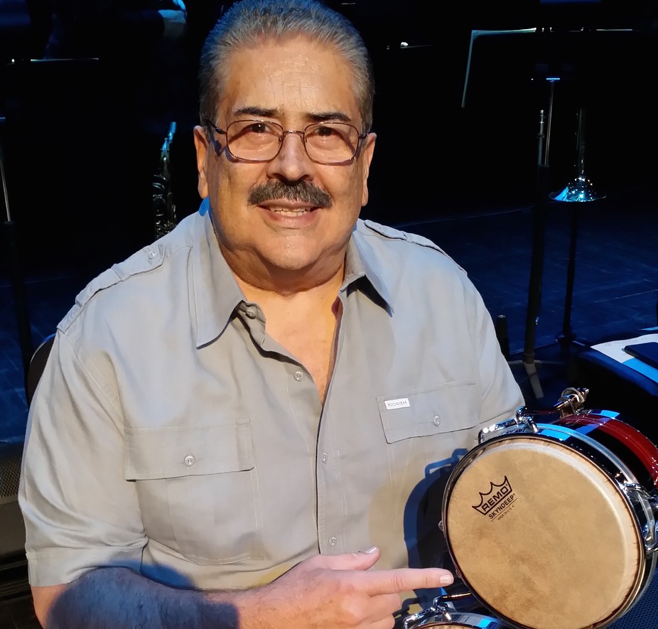 Gonzalez y Gonzalez - Live Bands