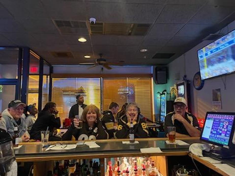 Papa Rocks Pizza Pub - events