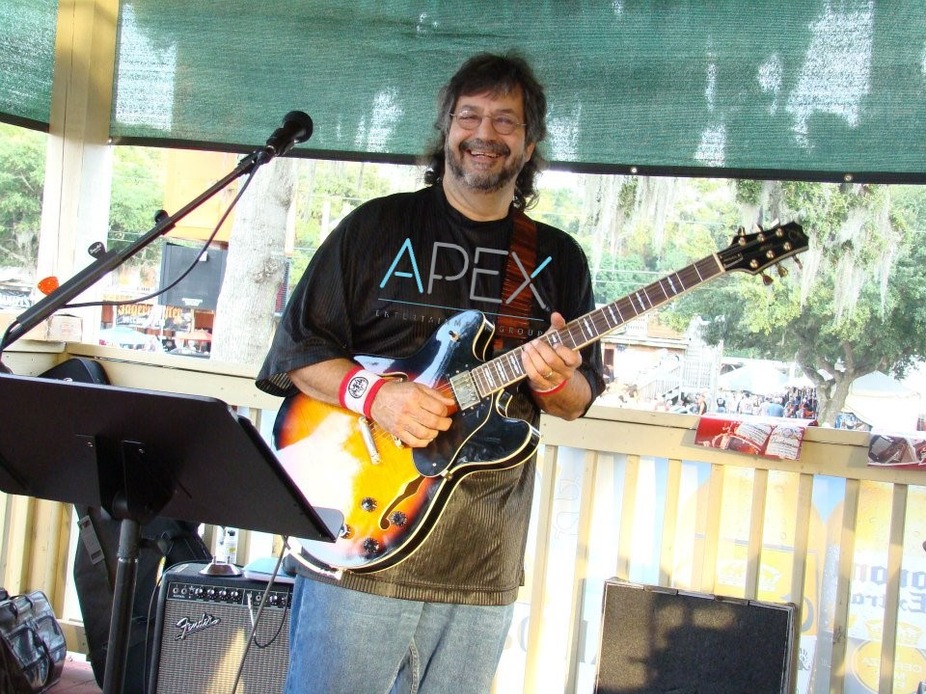 Crossroads Sports Bar & Grill - Events