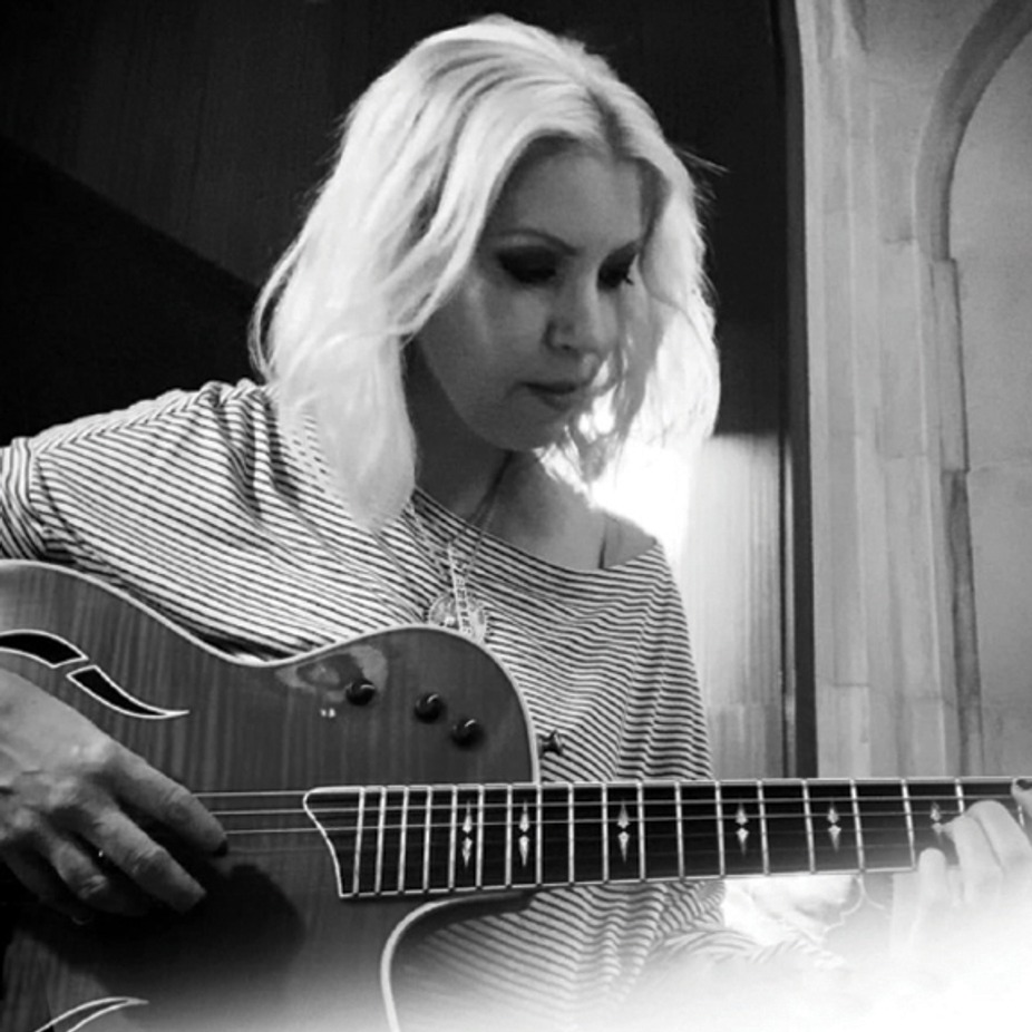 Carmella's Plates and Pints - Music & Events