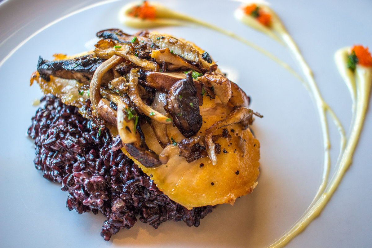 Five Spice Seafood + Wine Bar - Lake Oswego, OR