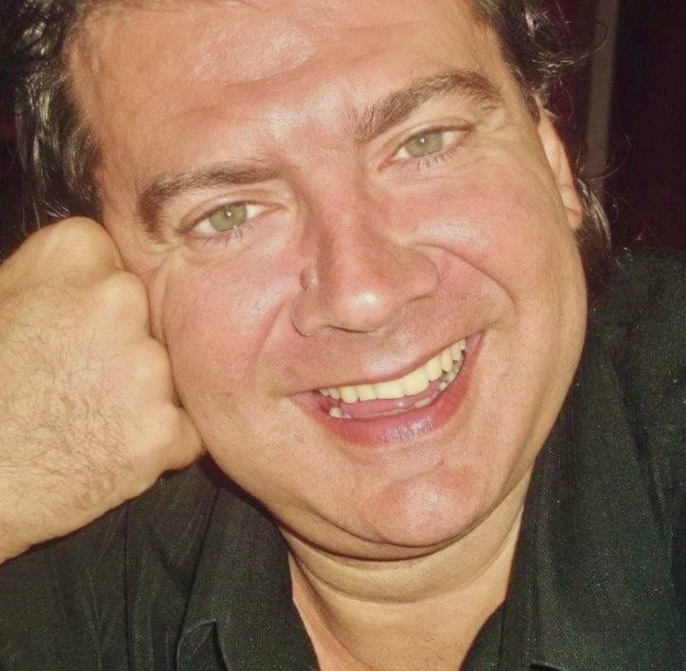 Acqua Ragazza - About