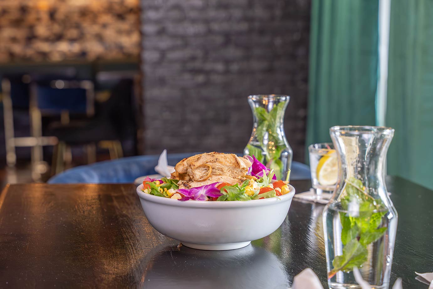 Black Diamond Restaurant & Lounge - 8407 Ramsey Ave, Silver Spring, MD