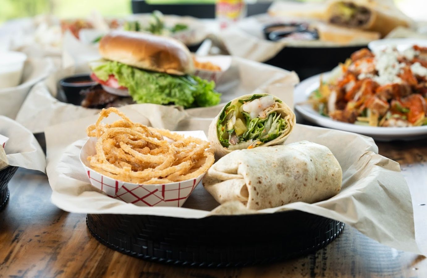 Wingin' It Taphouse & Grille Angier - Angier, NC