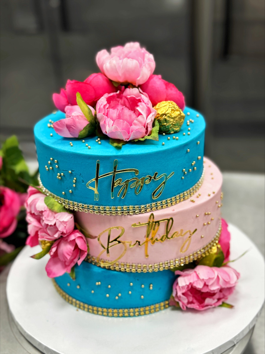 Noble Delights Bakery - Gallery Birthday Cakes