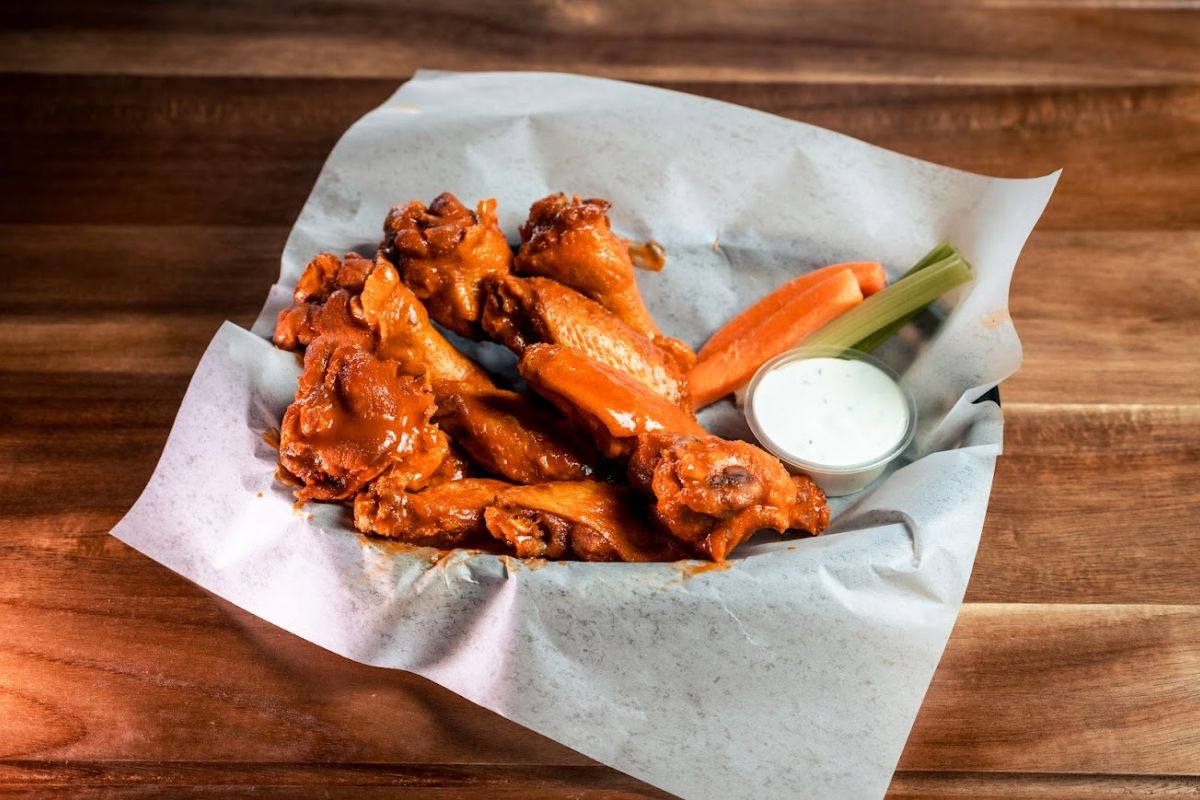 Moose's Draft House - El Paso, TX