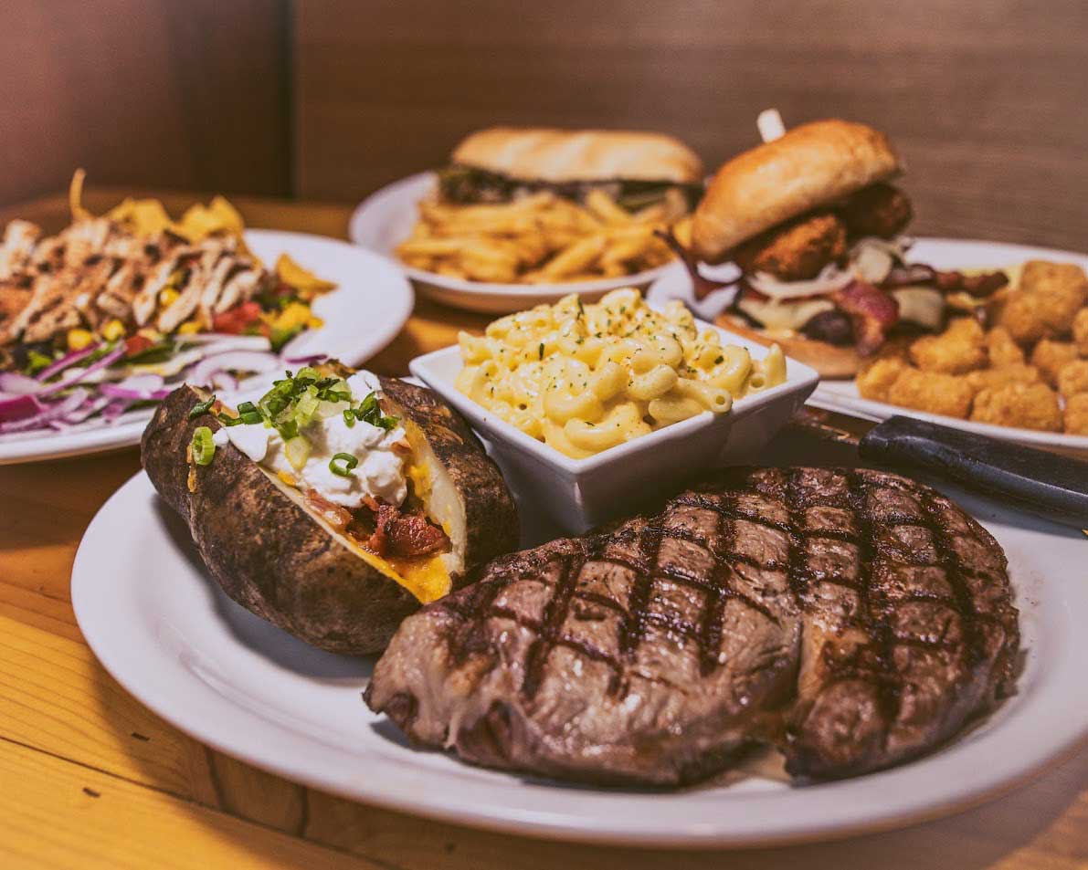 Long Tom Bar & Grill - Downtown Veneta, Veneta, OR