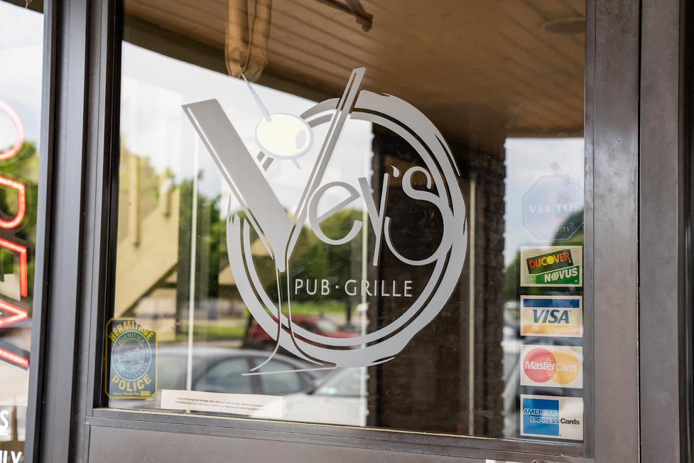 Vey's Pub & Grille - Hermitage, PA