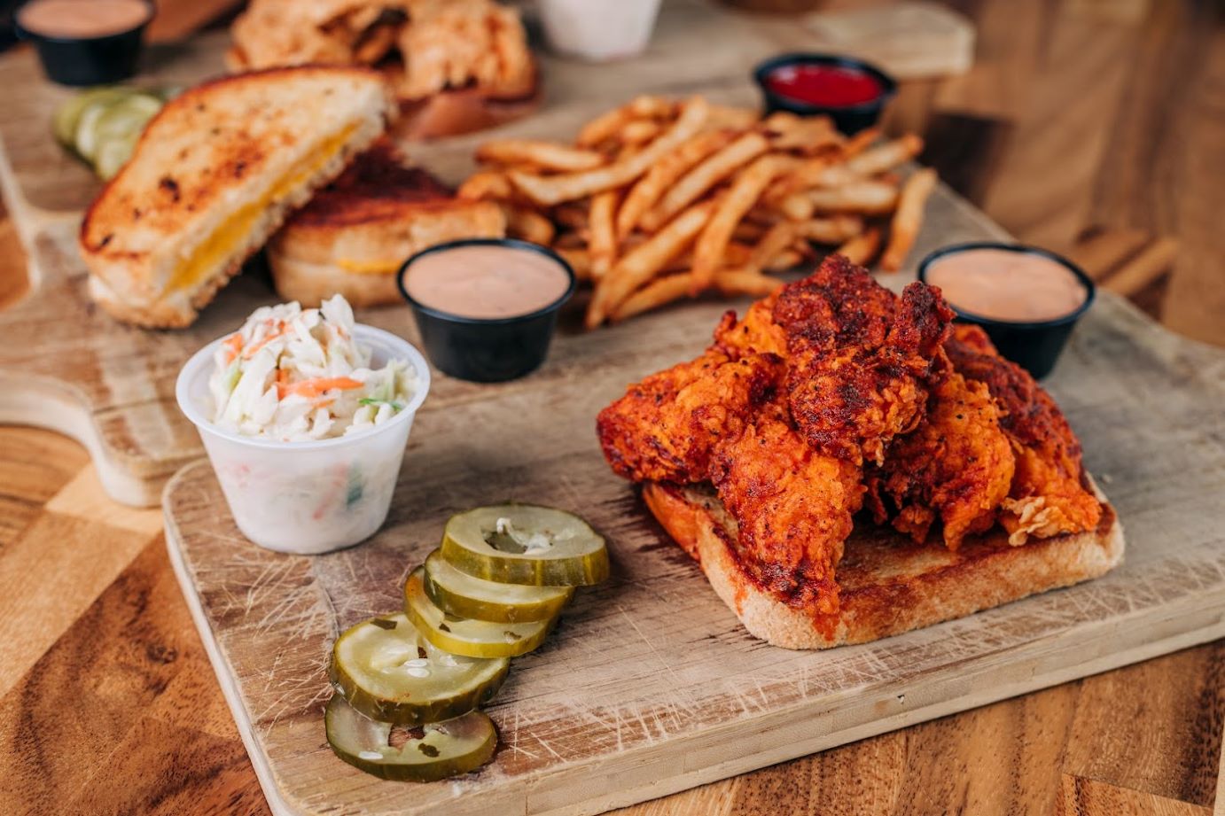 Charley Cat Hot Chicken- IGH - Inver Grove Heights, MN