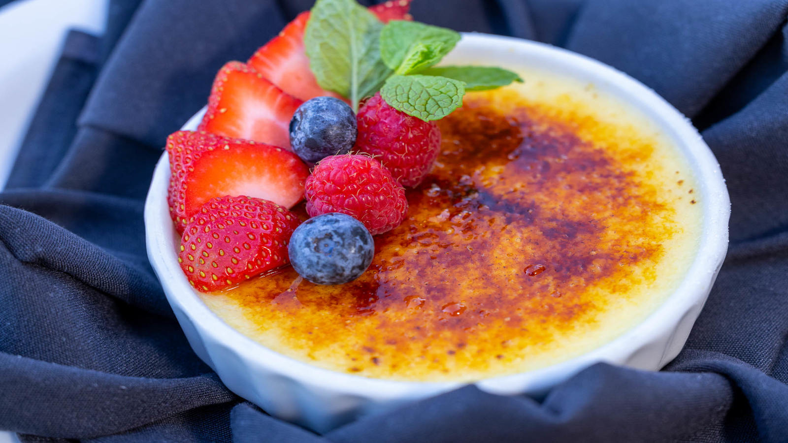 YaYas Euro Bistro - Chesterfield - Food Menu