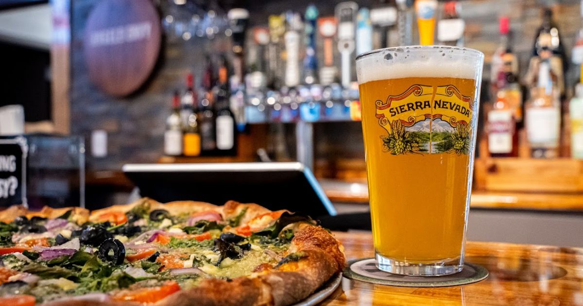 Cheesy Pint Pizzeria - Events