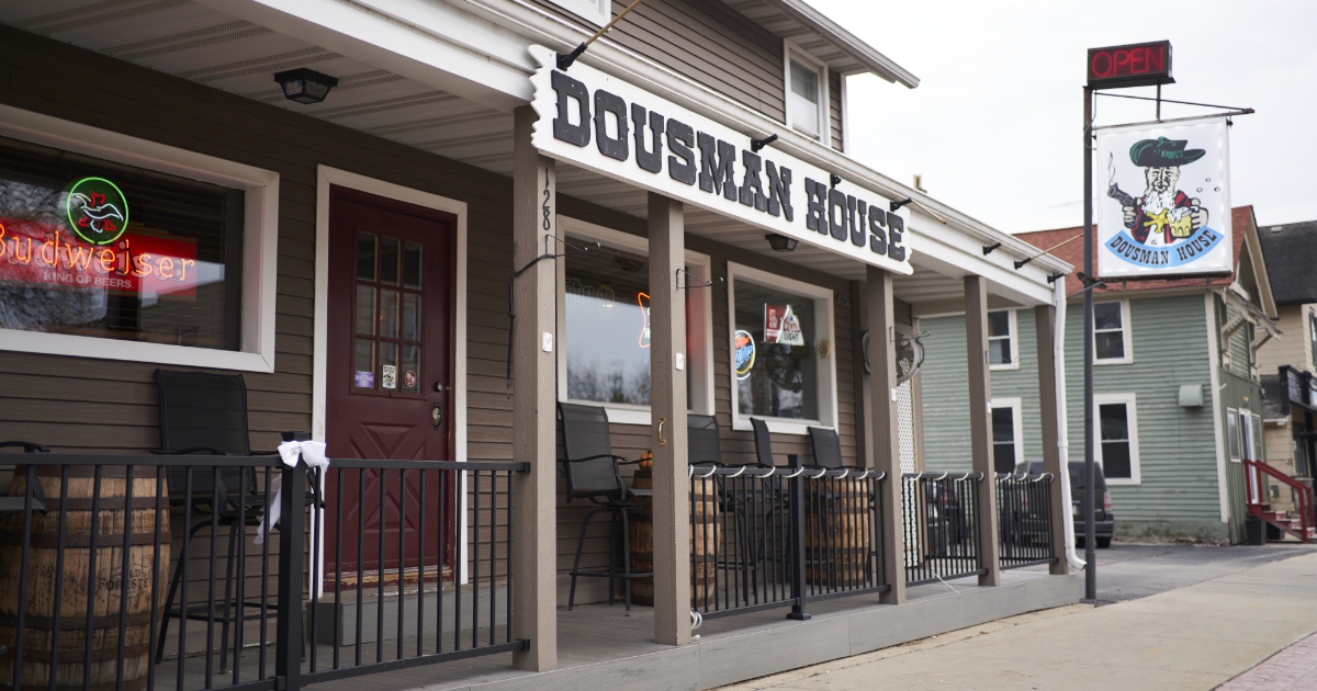 Bryant's Dousman House - Dousman, Dousman, WI