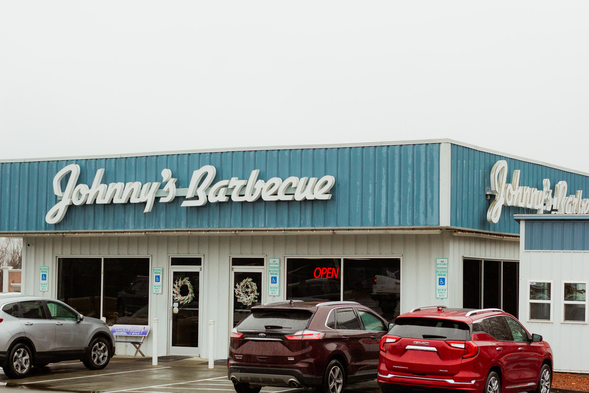 Best BBQ in Louisburg, NC | Johnnys Barbecue