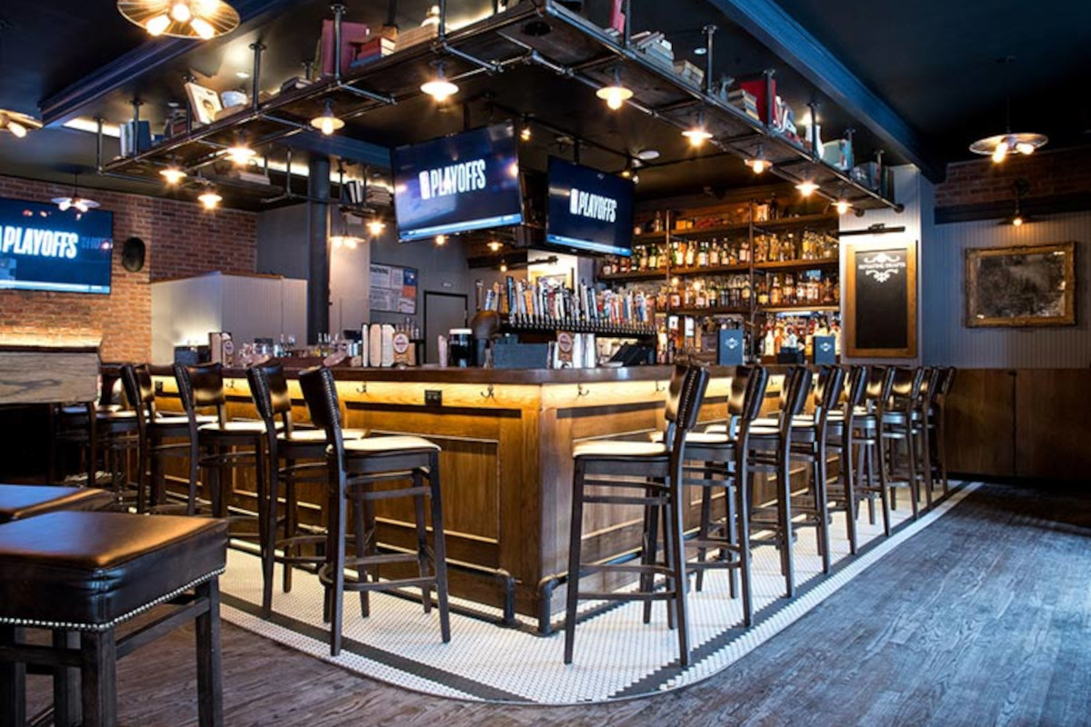 Amity Hall Uptown - Specials