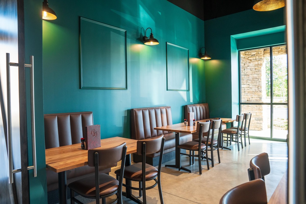 Charred Oak Kitchen + Bar Carrollton - The Shoppes at the Birches ...