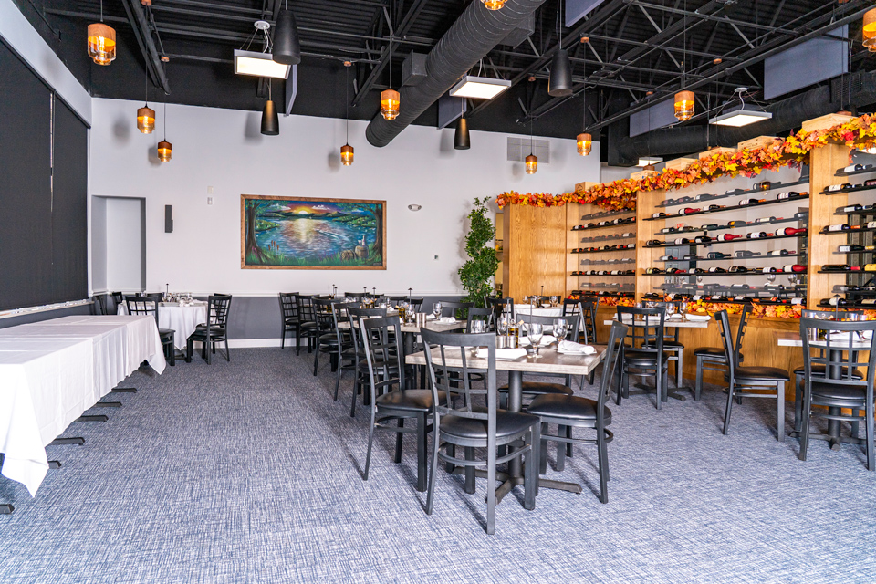 Best American Restaurant in Brookfield | Brookfield Grill