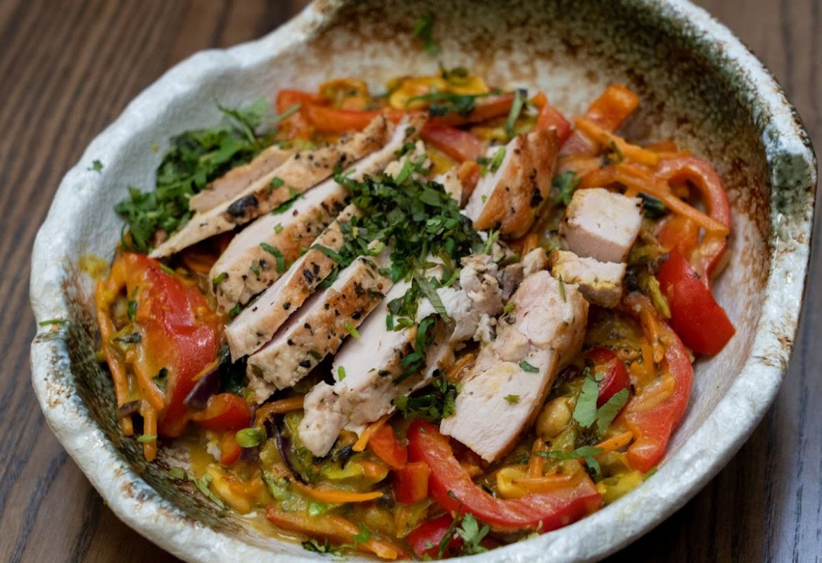 The Howe Daily Kitchen & Bar - Minneapolis, MN