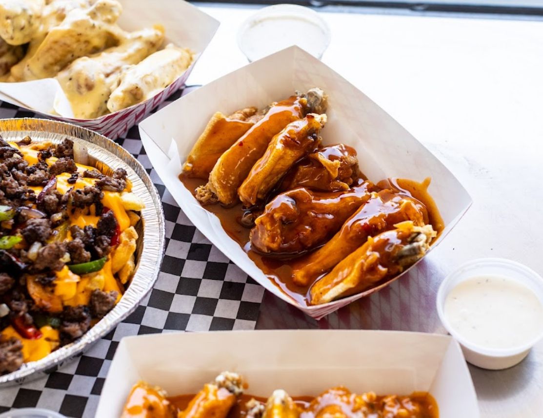 Best American Restaurant in Austin | Texas Wings & Grill