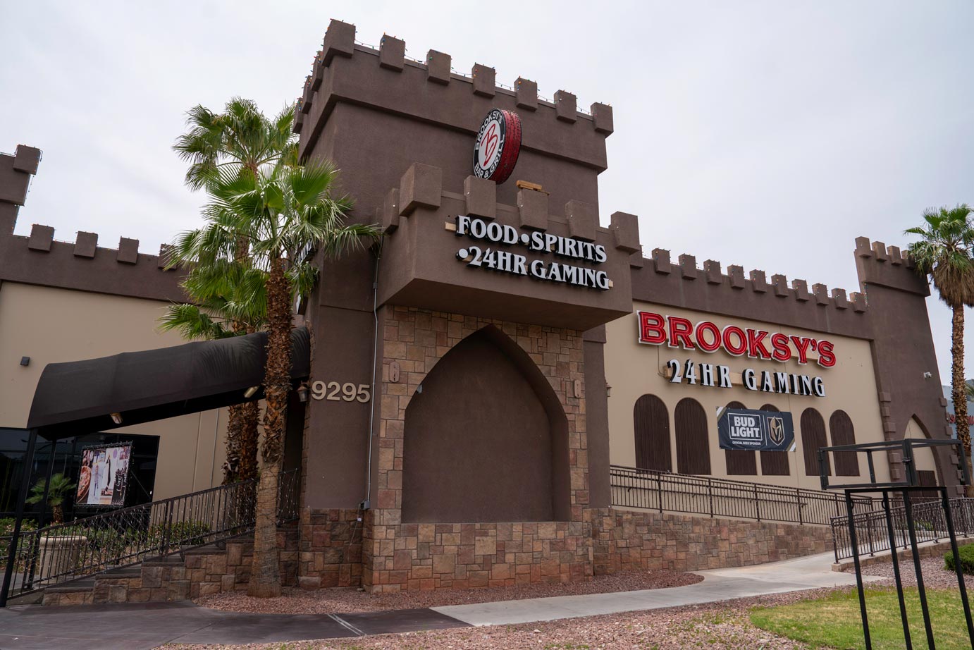 Best Pizza Restaurant in Spring Valley, NV | Brooksy's