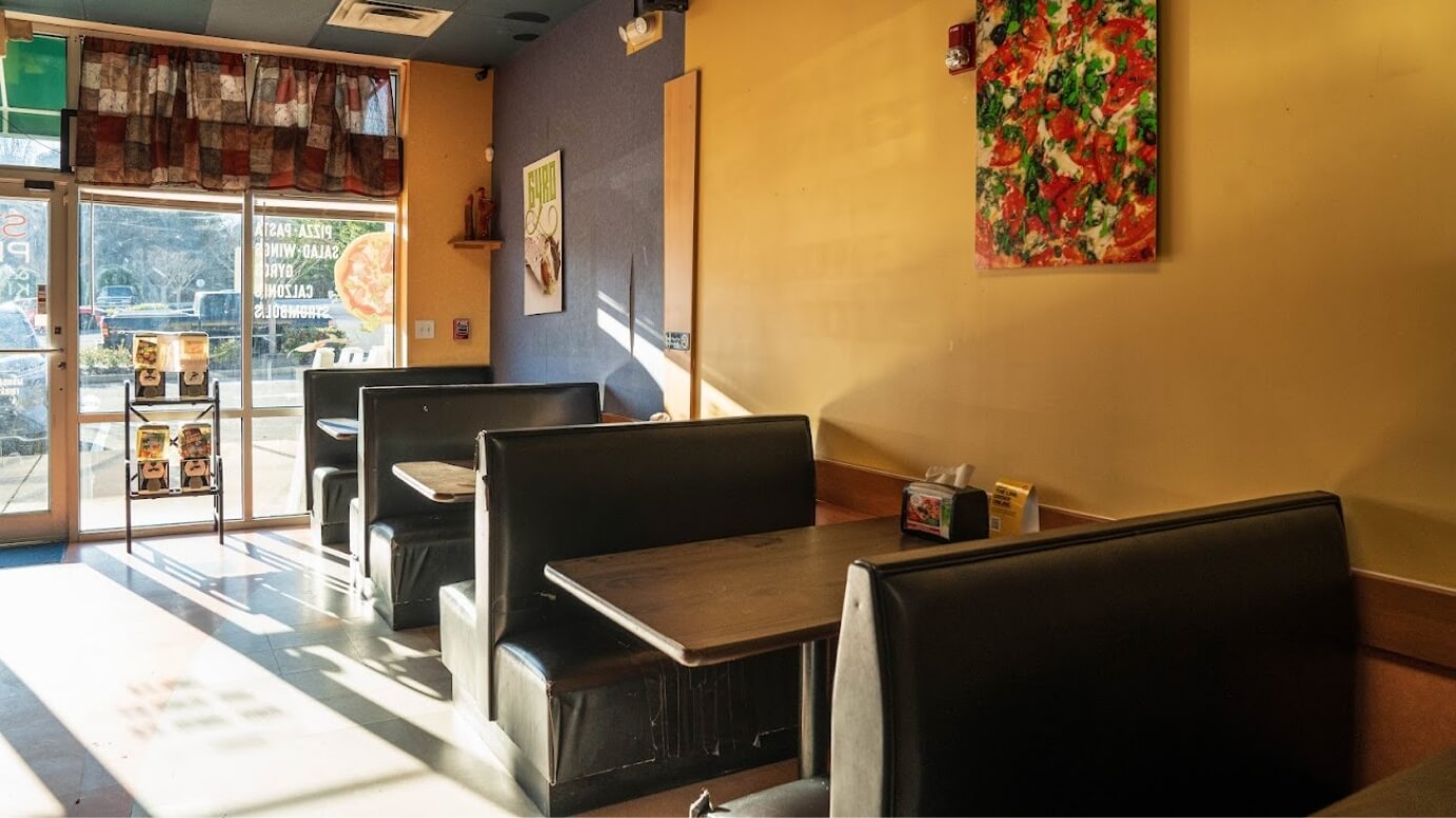 Star Pizza & Italian Kitchen - Canton, GA